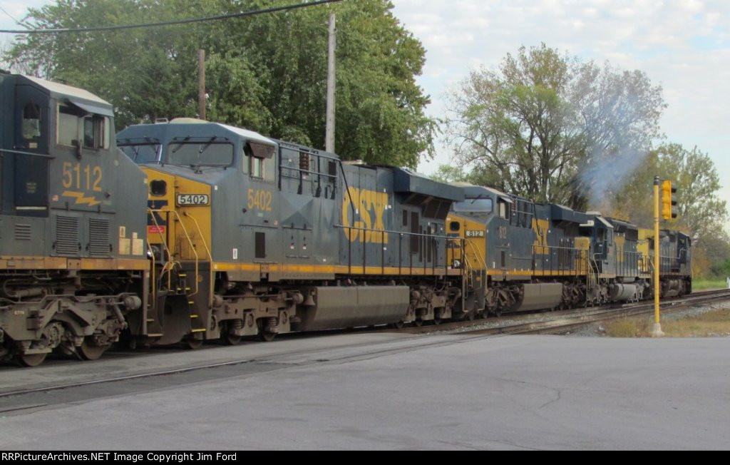 CSXT 5402